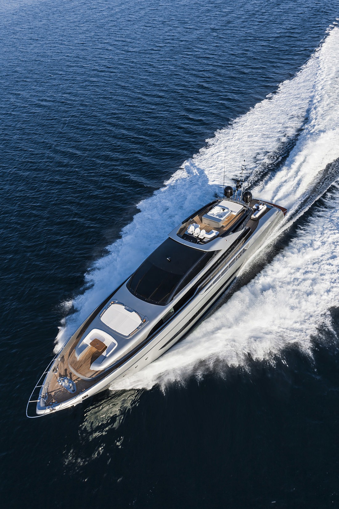 Yacht SOL, a Riva 122' Mythos Superyacht built by CRN Ancona ...